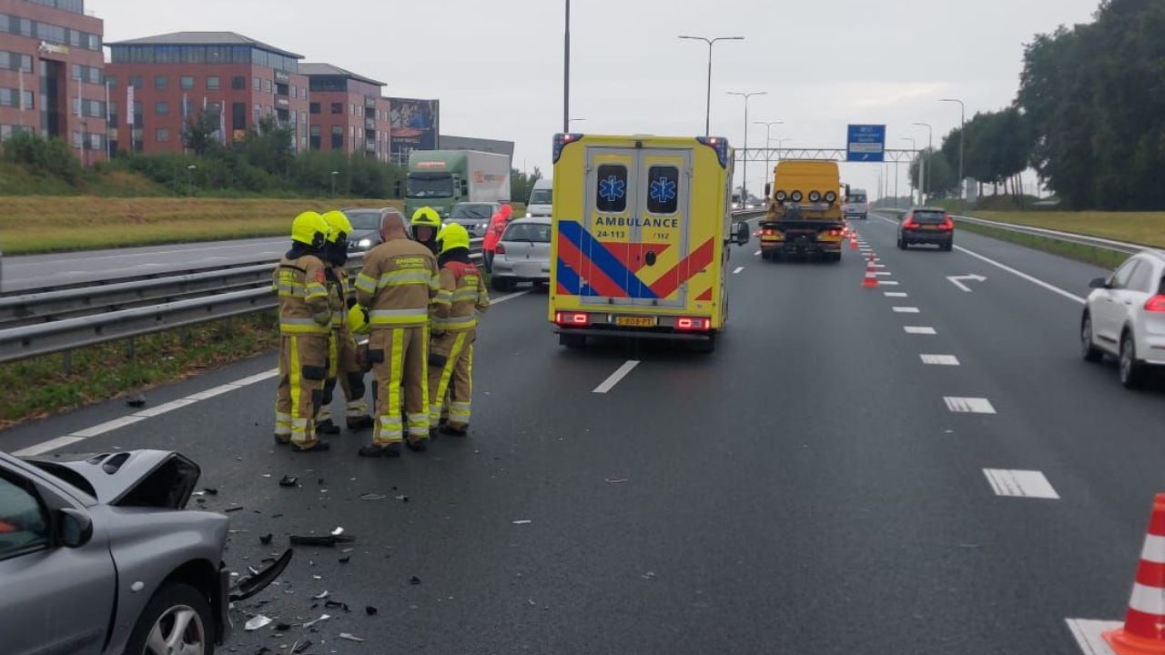 A2 bij Ulestraten weer helemaal open na lange file na ongeval